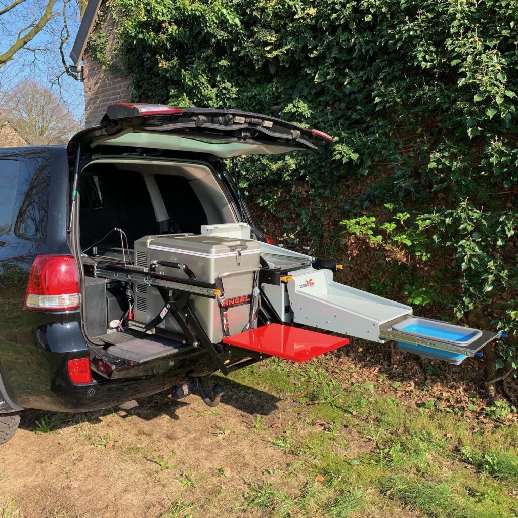 ClearView Pantry / Kitchen – Adventure Trucks